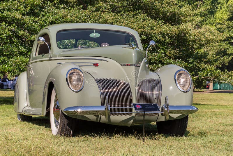1939 Lincoln Zephyr V12 editorial photography. Image of coupe - 73215267 1939 Lincoln Zephyr V12 editorial photography. Image of coupe - 73215267