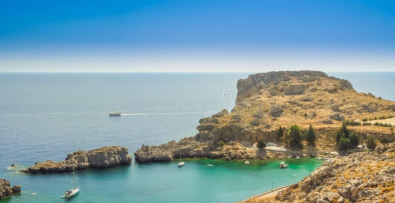 Lindos Na Ilha Grega Do Rodes Foto Editorial - Imagem de paisagem ...