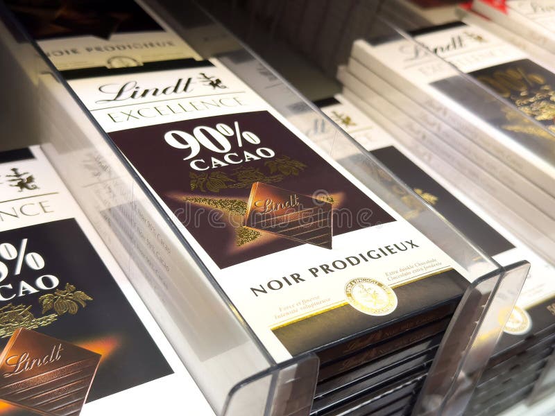 Lindt Excellence 90 Cacao Dark Chocolate Bars on Display at Store ...