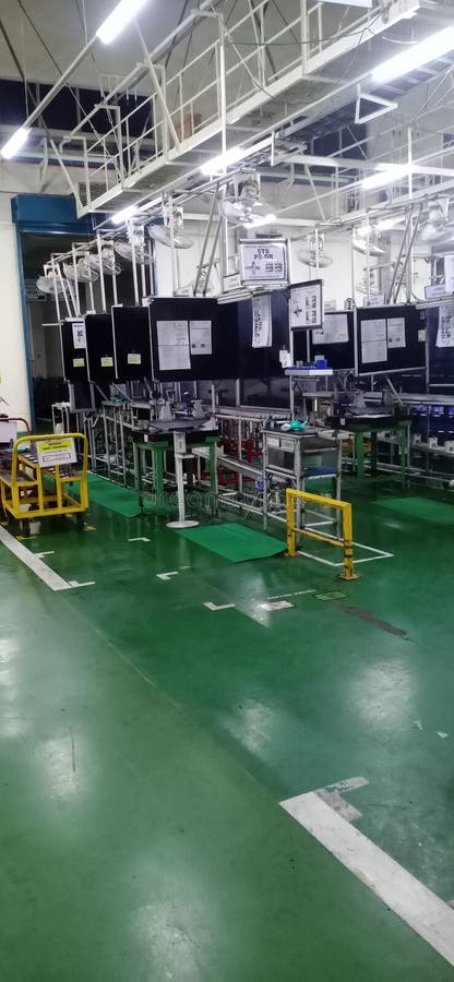 Line Production Engineering Editorial Stock Image - Image of production ...