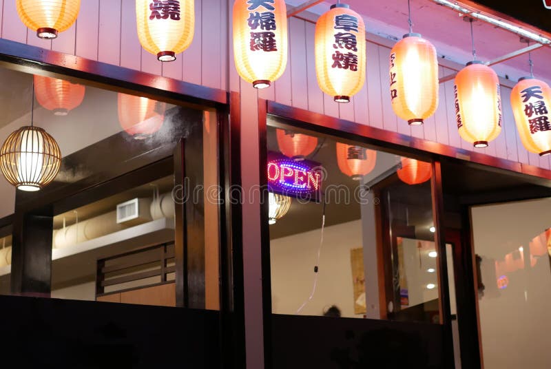 Line of the Red Ball Paper Lanterns Editorial Image - Image of ...