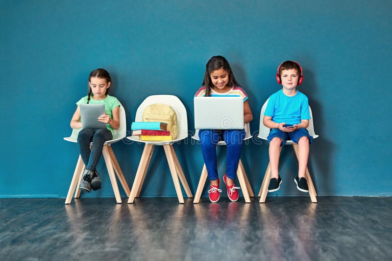 Line, Technology and Education with Children in Studio for Online ...