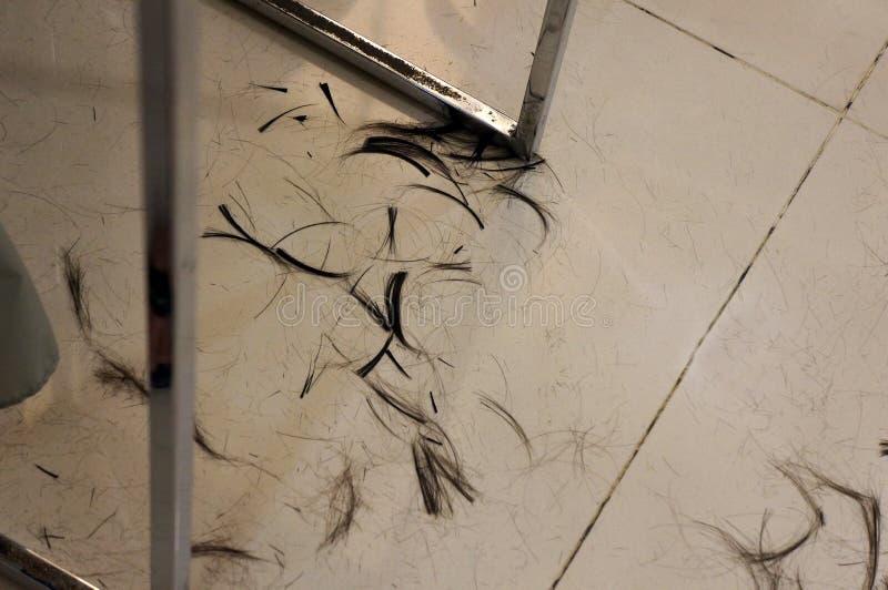 Linea Sottile Sulla Terra Nel Salone Di Capelli Fotografia Stock ...