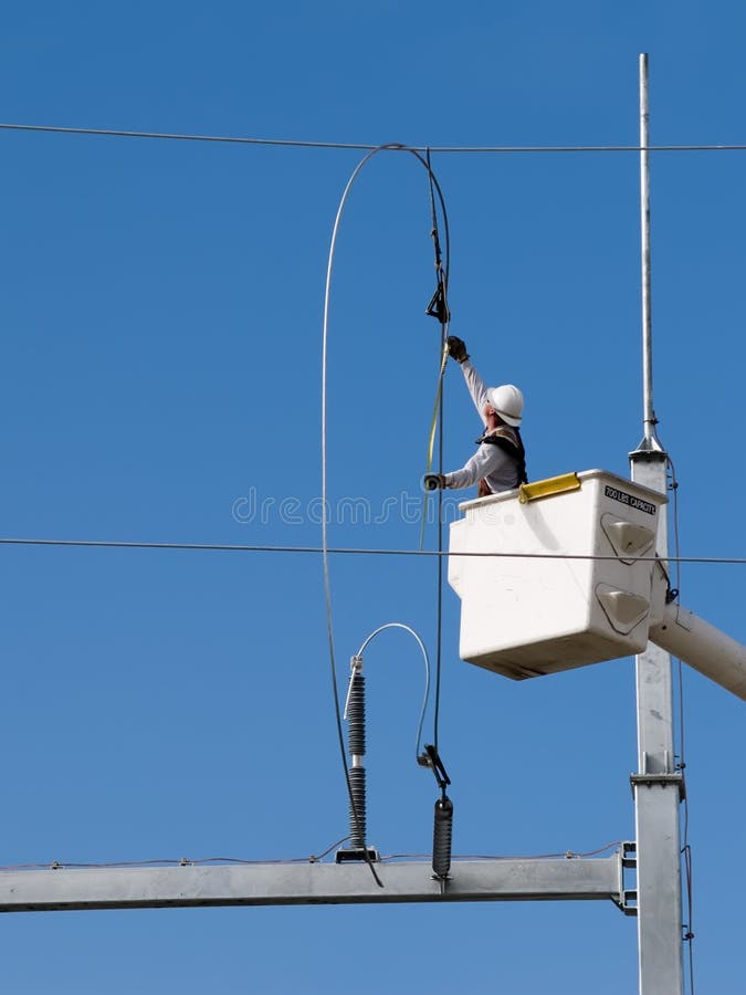 Lineman Picture. Image: 1590006