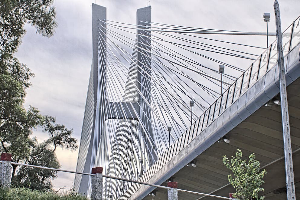 Linha coluna da ponte foto de stock. Imagem de coluna - 33508642