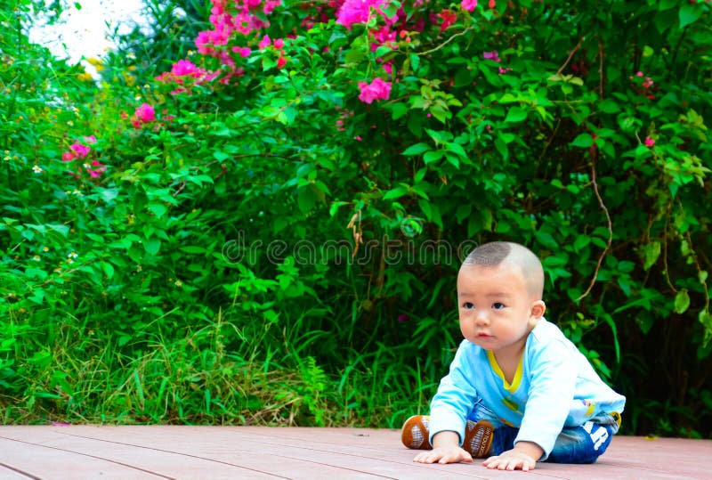 A linha de partida de vida imagem de stock. Imagem de menina - 73095287