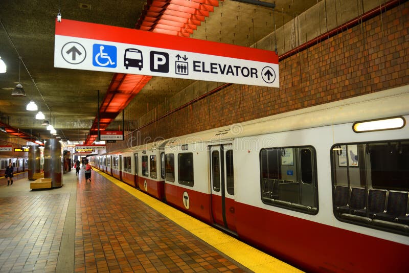 Linha Vermelha Do Metro De Boston, Massachusetts, EUA Foto de Stock ...