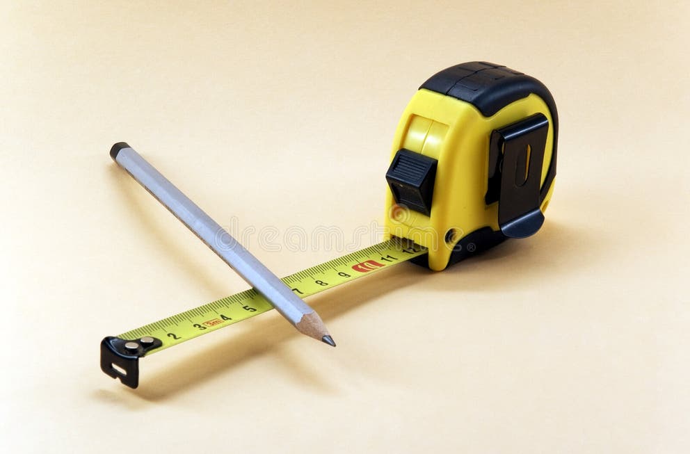 Linjal fotografering för bildbyråer. Bild av längd, blyertspenna - 13809505