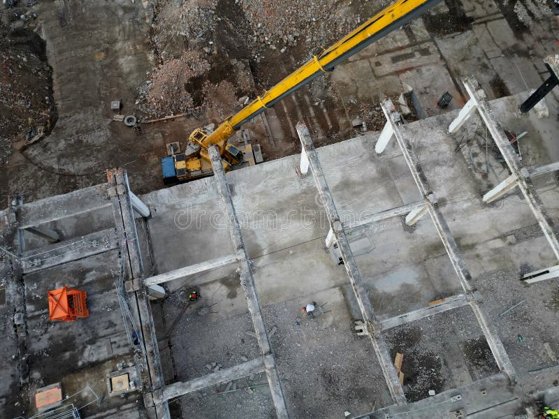 Lintel or Column of Concrete of the Building is the Crane of the Stock ...