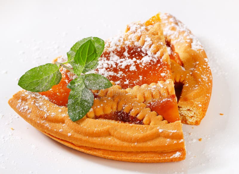 Linzer apricot tart stock image. Image of pastry, marmalade - 56897305