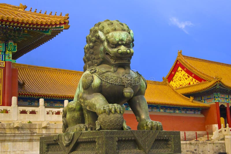 Bronze Lion in Forbidden City(Beijing, China) Stock Photo - Image of ...
