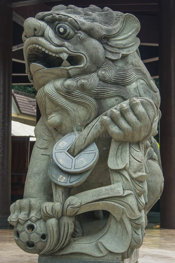 3,848 Guard Lion Statue Stock Photos - Free & Royalty-Free Stock Photos ...