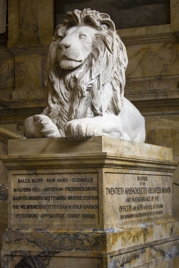 Lion Statue editorial photography. Image of boston, landmark - 76803592