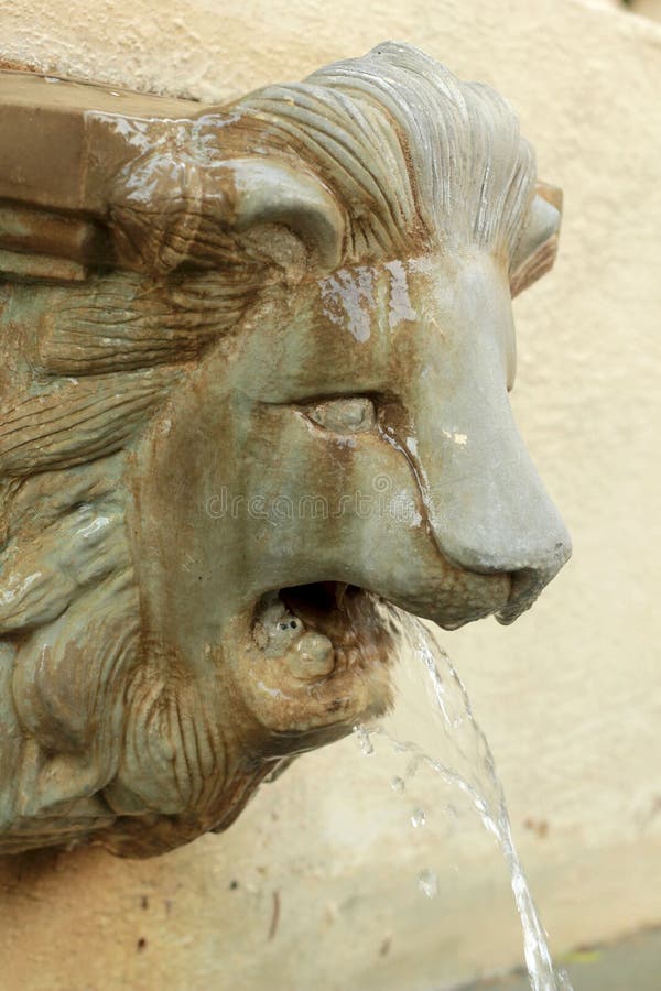 Lion Statue Spitting Water - Vintage Style Stock Image - Image of pose ...