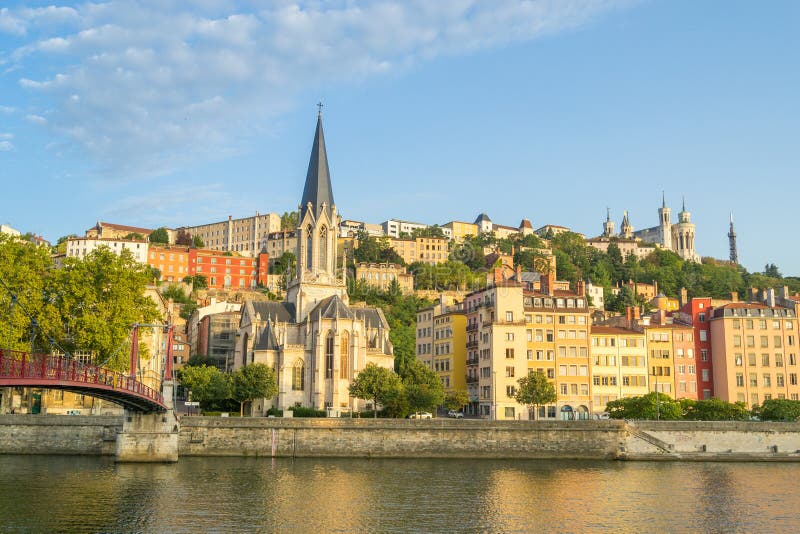 Lione, Francia fotografia stock. Immagine di fiume, vecchio - 100896070