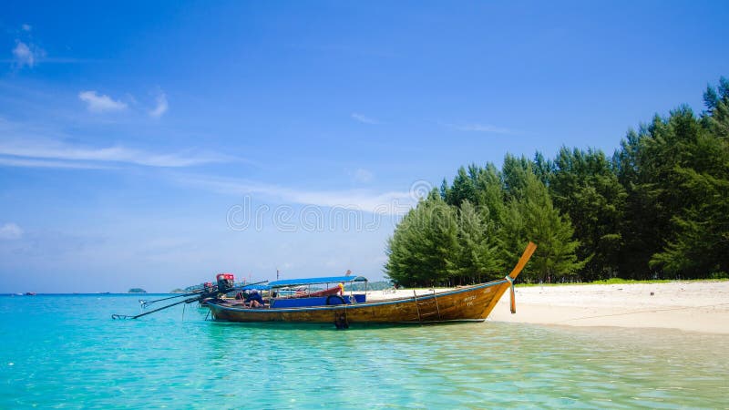 Lipe island editorial photo. Image of tropical, boat - 50842161