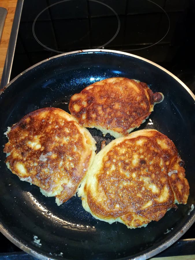 Lippischer Pickert, Poor People Eating Stock Photo - Image of potato ...