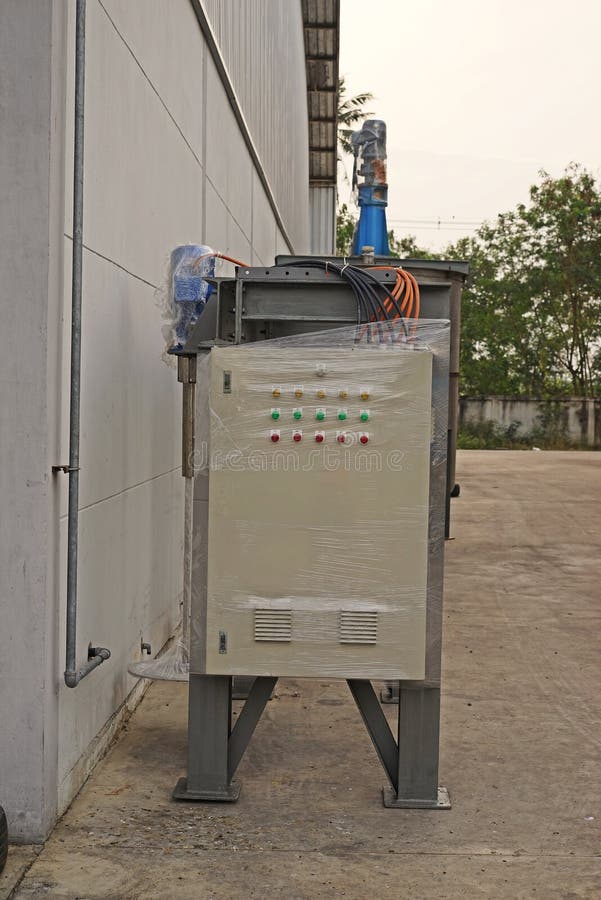 Liquid Chemical Stirrer Machine, Liquid Formulator Stock Photo - Image ...