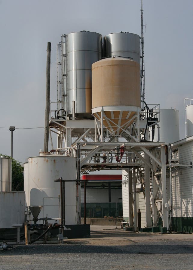 Liquid Loading Station For Trucks Picture. Image: 7800387