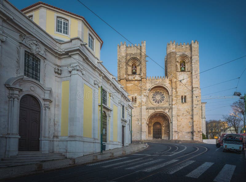 Lisbon Cathedral Se De Lisboa - Lisbon, Portugal Stock Image - Image of ...