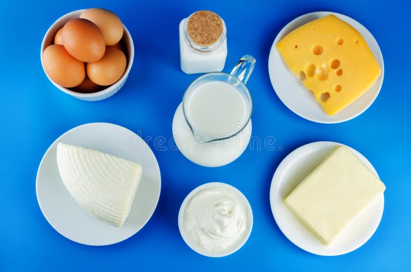 Lista de productos lácteos imagen de archivo. Imagen de crema - 118723351