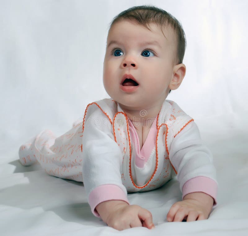 Litet barn arkivfoto. Bild av person, framsida, livstid - 17164070