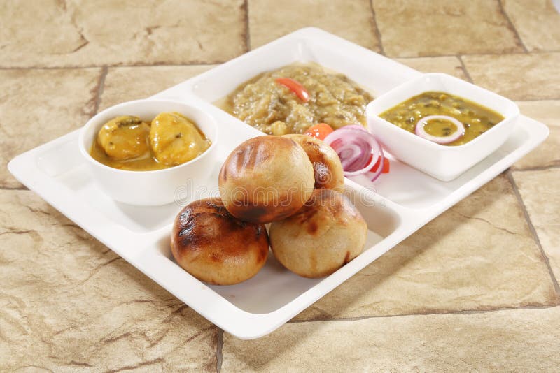 Litti Chokha - Bihar Traditional Food Stock Photo - Image of ...