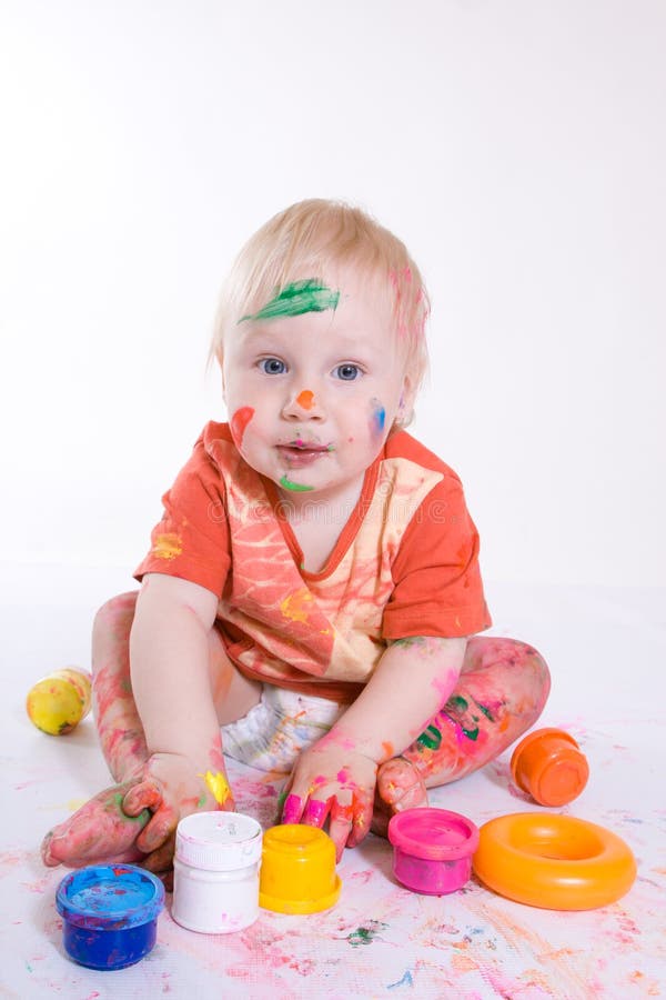 Little baby painting stock image. Image of learning, colored - 23125739