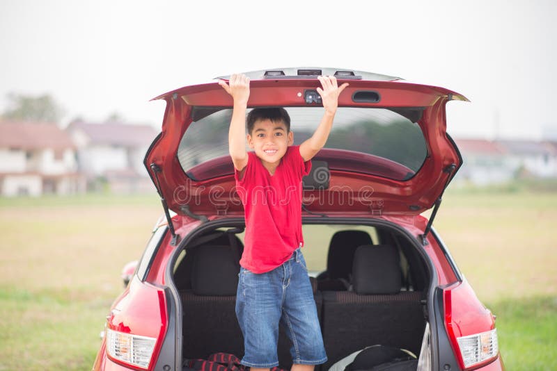 Kids Closing Door Stock Photos - Free & Royalty-Free Stock Photos from ...