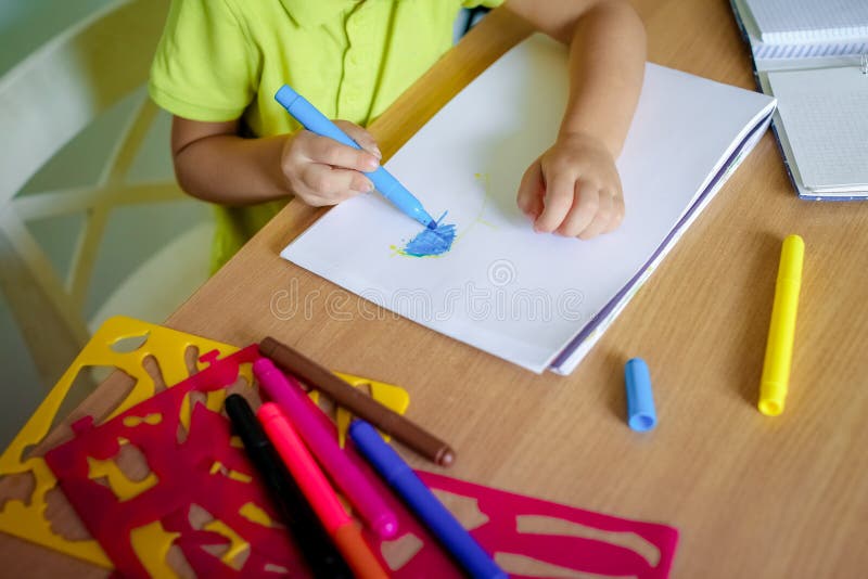 Little Boy Drawing with Color Crayons Stock Image - Image of adorable ...
