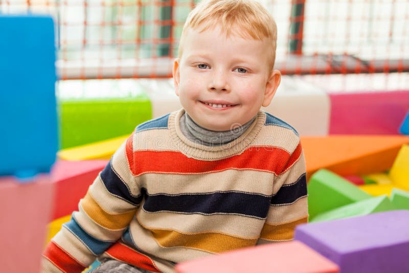 Little Boy Play Construction Set Stock Image - Image of builder, little ...