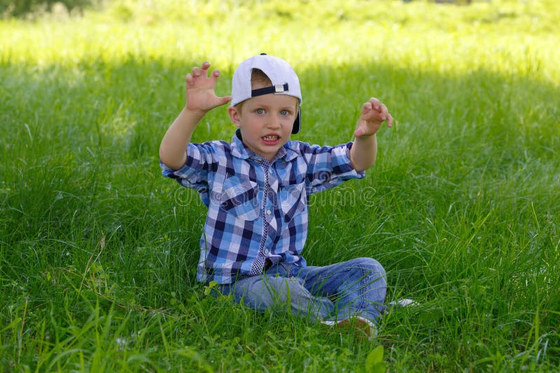 Growling Boy Stock Photos - Free & Royalty-Free Stock Photos from ...