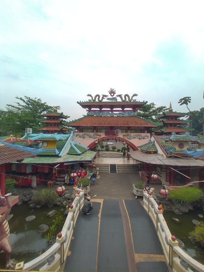 Little Chinatown Vacation editorial photography. Image of tree - 229692682