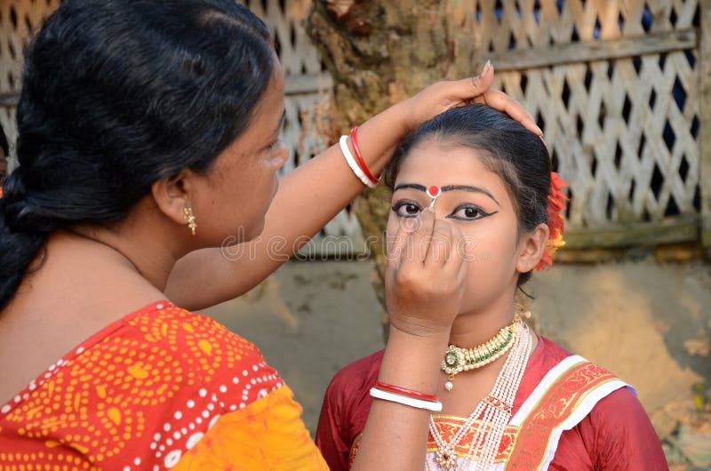 Little Dancer editorial image. Image of abstract, apply - 67730075