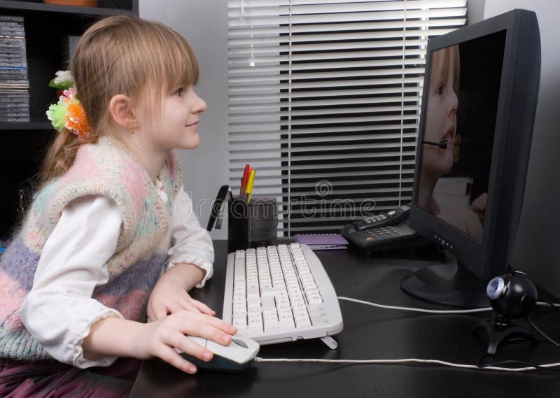 Little girl and computer stock photo. Image of keyboard - 8147990