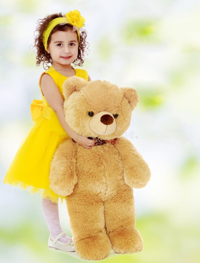 Beautiful Little Girl Hugging Big Teddy Bear Stock Photo - Image of ... Beautiful Little Girl Hugging Big Teddy Bear Stock Photo - Image of ...