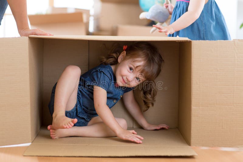 679 Little Girl Inside Cardboard Box Stock Photos - Free & Royalty-Free ...
