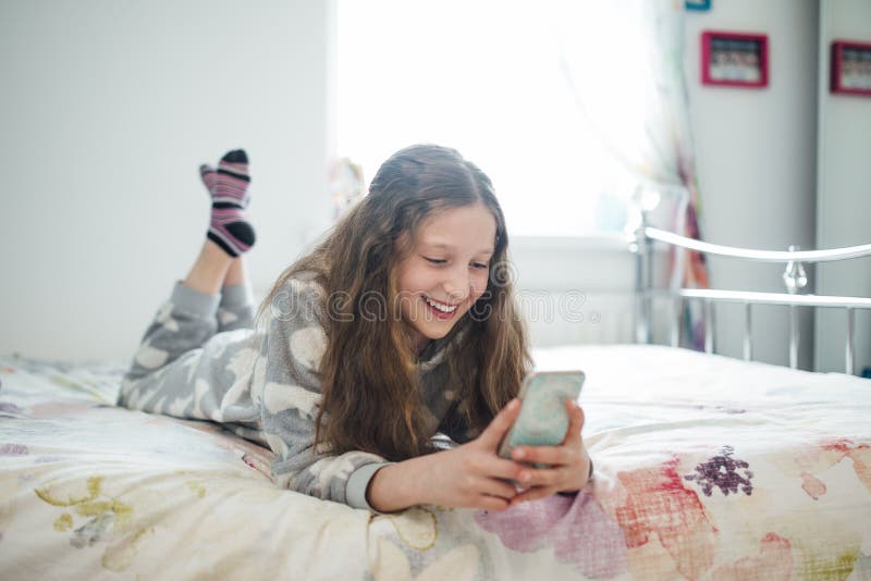 178 Little Girl Texting Bed Stock Photos - Free & Royalty-Free Stock ...