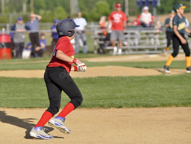 Little league base runner stock photo. Image of action - 25041266