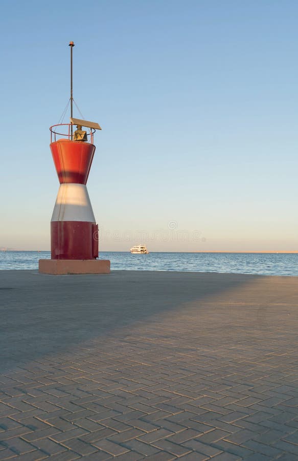 Little Red Lighthouse stock image. Image of pier, reflection - 71361355