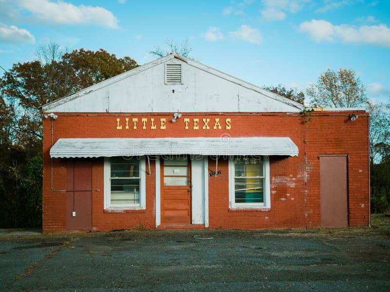Little Texas Sign, Arrington, Virginia Editorial Image - Image of ...