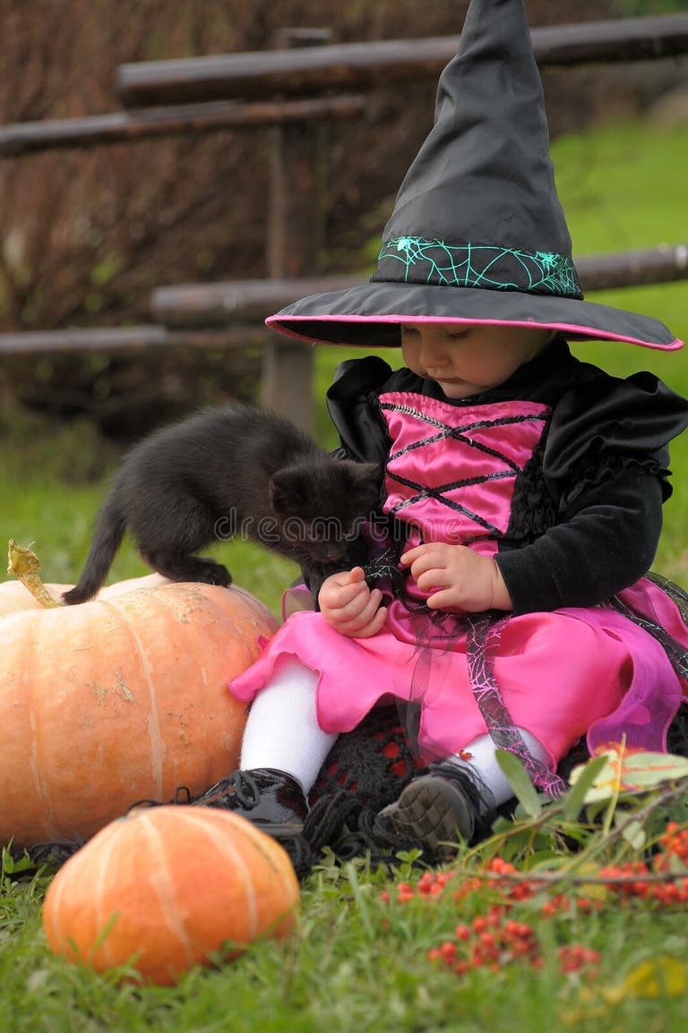 287 Little Girl Picture Red Hair Cartoon Stock Photos - Free & Royalty ...