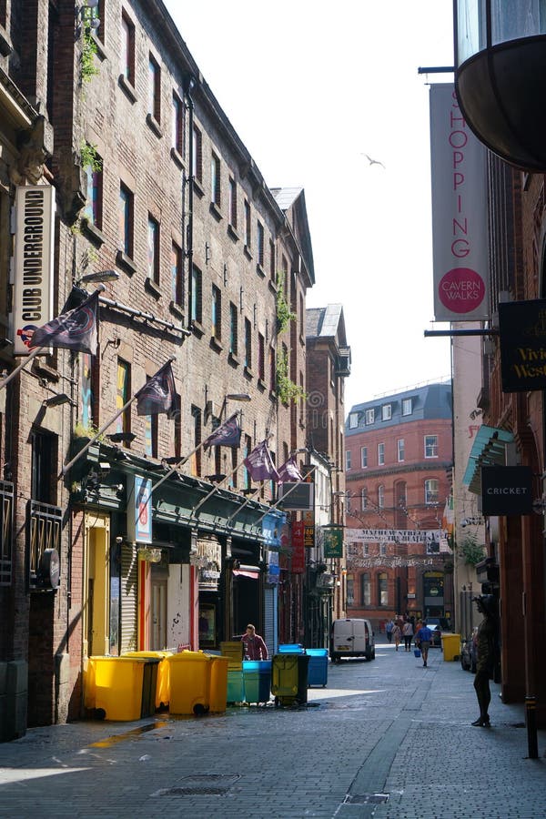 Liverpool, UK-May 25, 2017: Mathew Street in Liverpool Editorial Stock ...