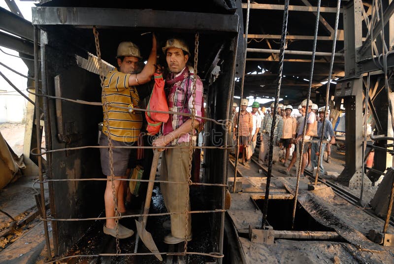 Living editorial photography. Image of laborer, expression - 33544192