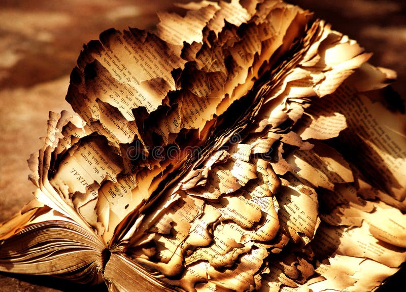 Livro queimado foto de stock. Imagem de queimadura, tampa - 3916402