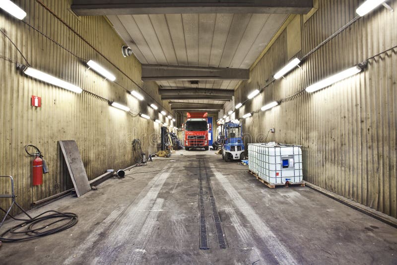 LKW Innen stockbild. Bild von transport, fotographie - 16790633