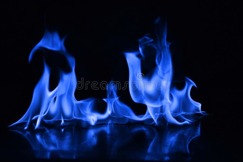 Llamas Azules Del Fuego Como Backgorund Abstracto Imagen de archivo ...