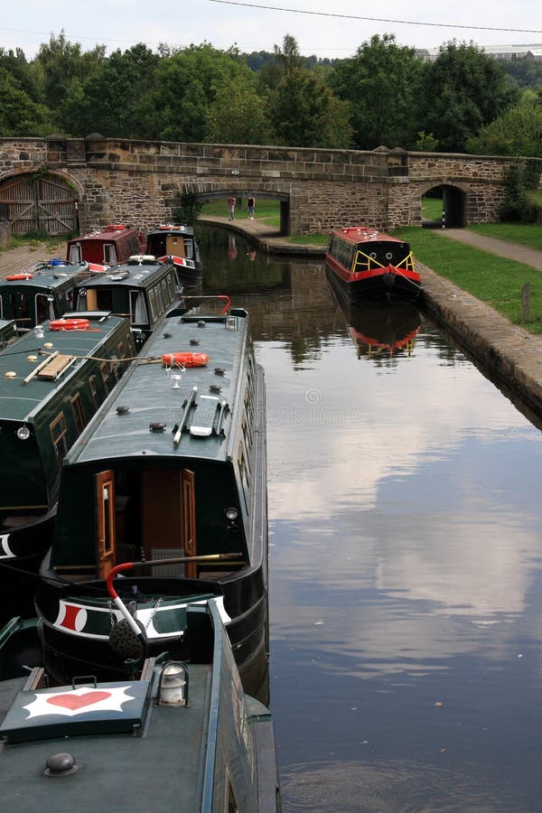 Llangollen Canal at Chirk England Wales Border Stock Image - Image of ...