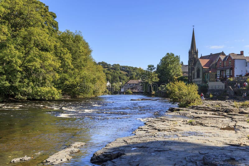 Llangollen and the River Dee Editorial Photography - Image of town ...