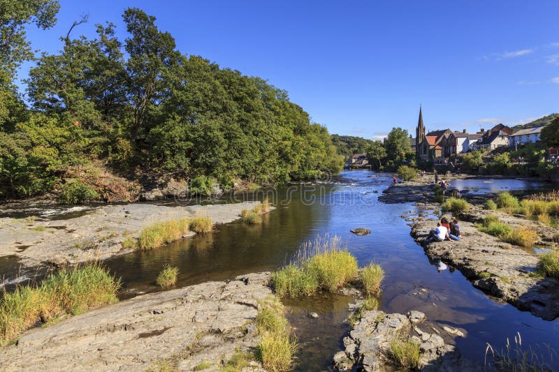Llangollen and the River Dee Editorial Photo - Image of flows, river ...
